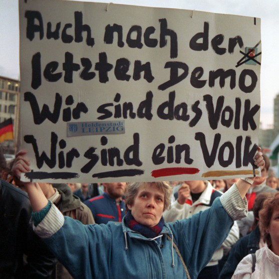 Populism: Signals and Noises – AGI